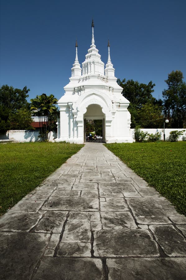 Big White Arch in Chiang Mai, Thailand Stock Photo - Image of golden ...