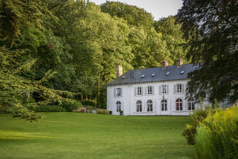 1,253 Big White Land House Stock Photos - Free & Royalty-Free Stock ...