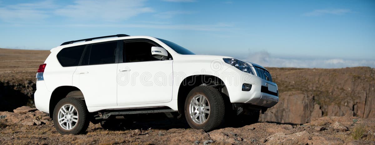 1,146 Big White Suv Car Stock Photos - Free & Royalty-Free Stock Photos ...