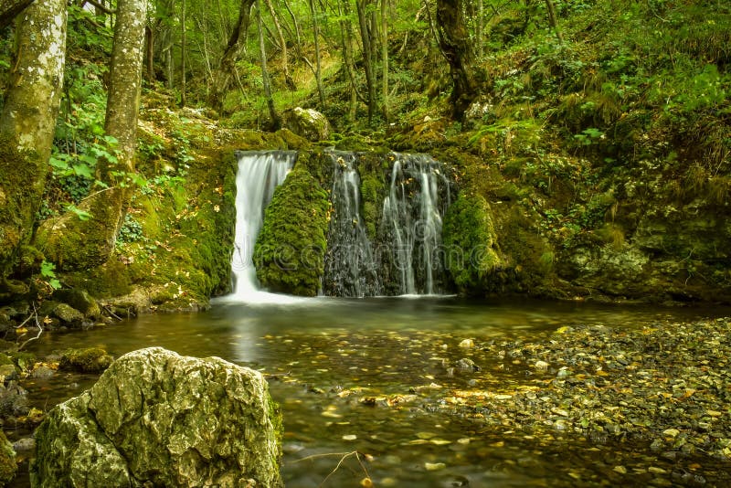 Bigar Cascade Falls in Nera Beusnita Gorges National Park, Romania ...