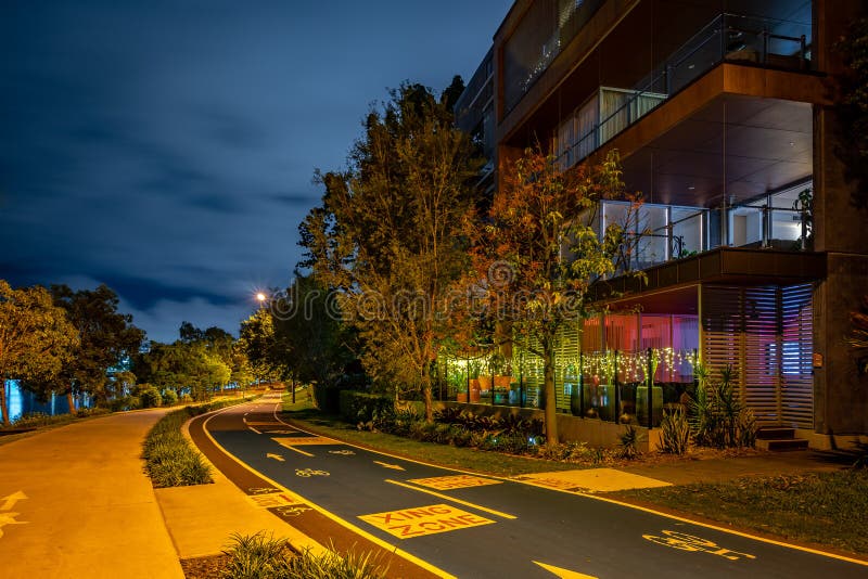 Bike Path Along the Brisbane River in West End, Brisbane, Australia ...