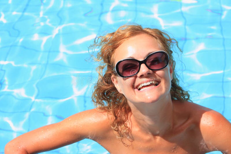 Bikini Model In Pool With Clear Blue Water Stock Image Image Of Recreation Outdoor 17673929