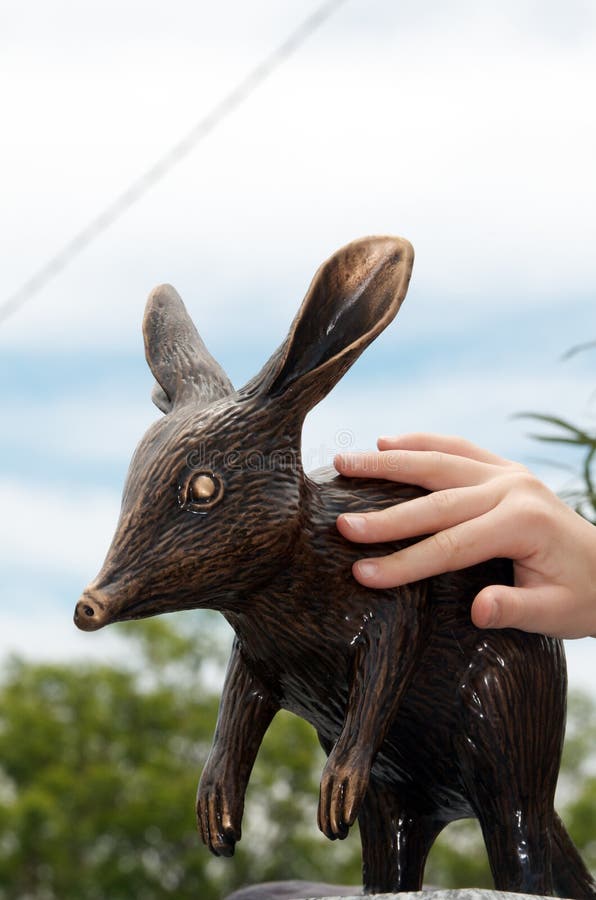 Bilby editorial image. Image of australian, statue, bronze - 28059840