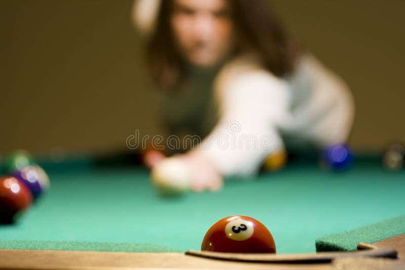 Biljart stock foto. Image of ballen, biljart, sociaal - 5539146