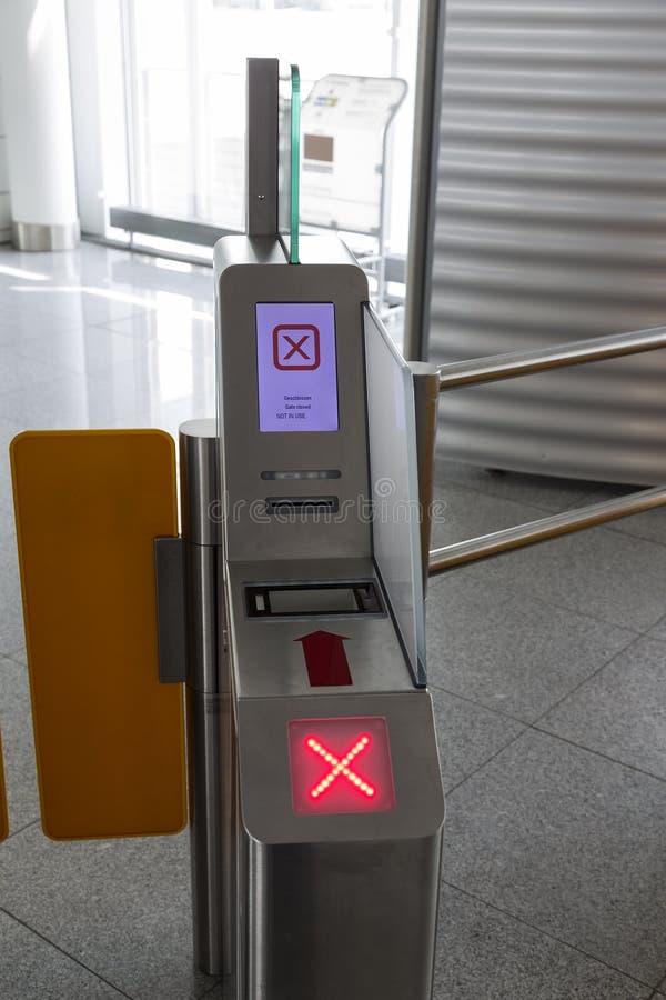 206 Biljettmaskin Foton - Gratis och royaltyfria stockfoton från Dreamstime