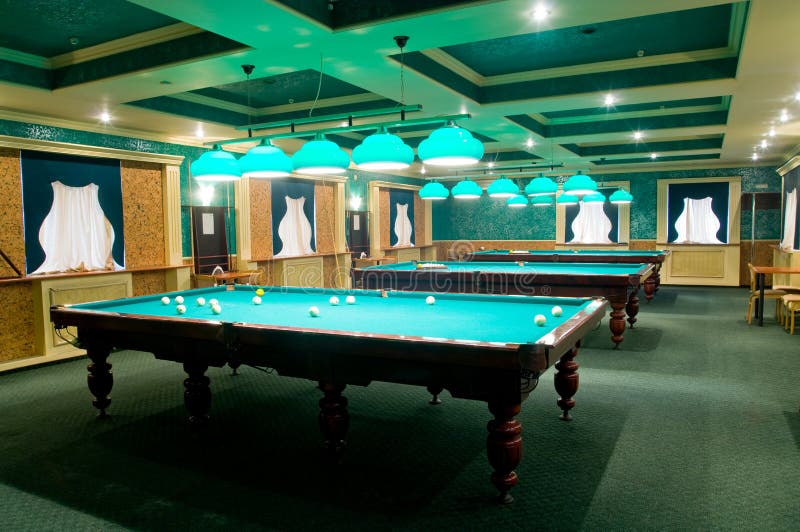 Billares imagen de archivo. Imagen de alfombra, equipo - 12921535