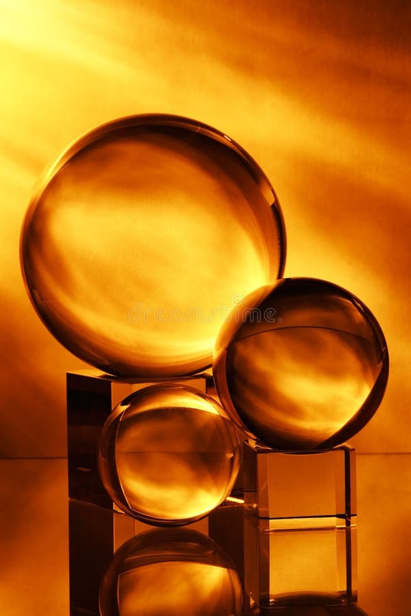 Billes en verre photo stock. Image du décoration, cercle - 3865408