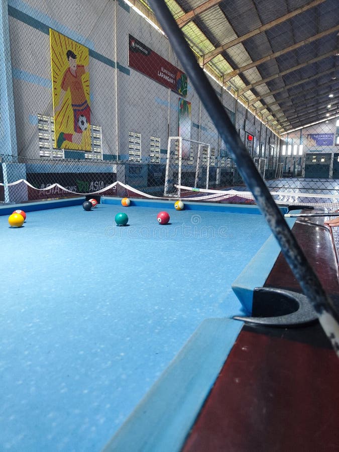 Billiards Balls Scatter and a Pool Stick Editorial Photography - Image ...