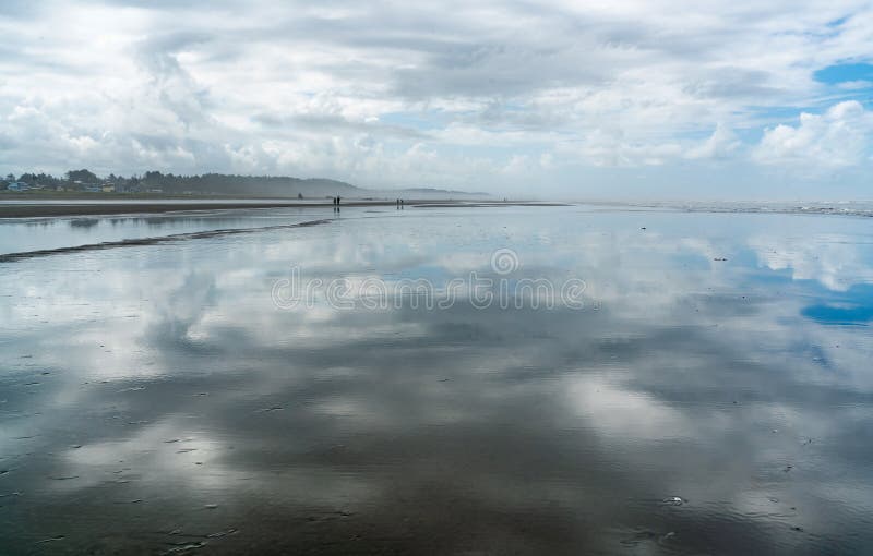 Moclips Sand Reflection stock image. Image of billowing - 286882093