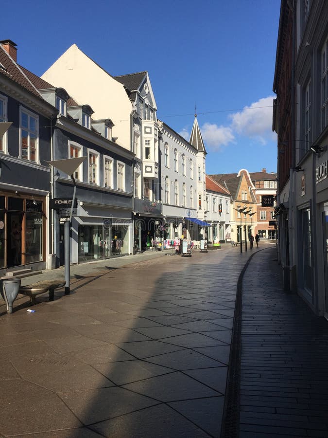 Billund redaktionelles foto. Bild von speicher, geschlossen - 130493241