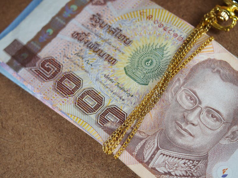 Binding Gold Necklace with Thai Banknotes Money Stock Image - Image of ...