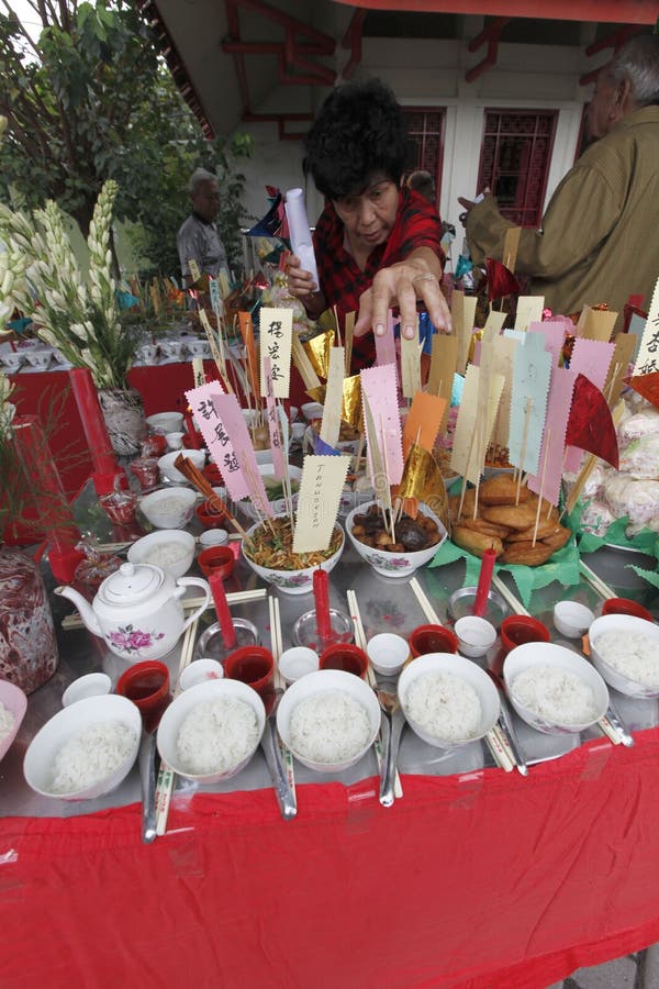 Bing de Ching foto de archivo editorial. Imagen de ritual - 39736648