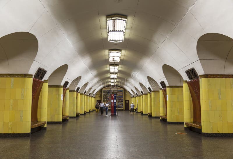 Binnenland Van Metro Van Moskou Post ` Rizhskaya `, Moskou ...