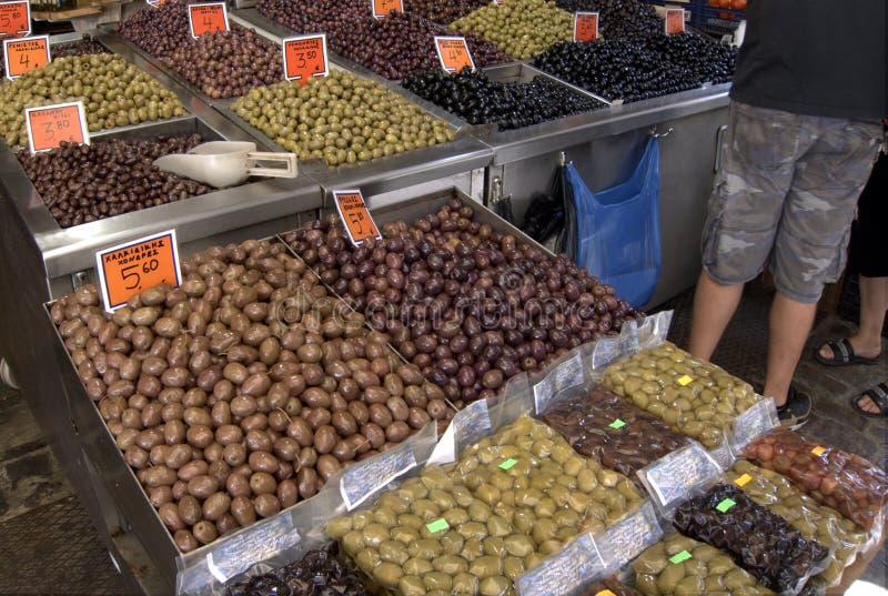 Olives at the market stock photo. Image of choice, nature - 3275612