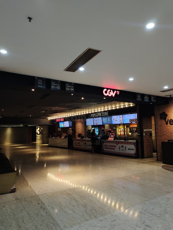 Bioskop editorial photography. Image of bioskop, watching - 267908027