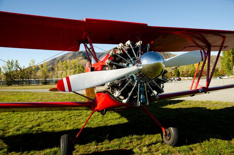 Biplano foto de archivo. Imagen de motor, militar, historia - 90187972