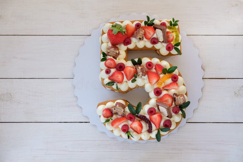 Number Five Shape Birthday Cake Stock Photos - Free & Royalty-Free ...