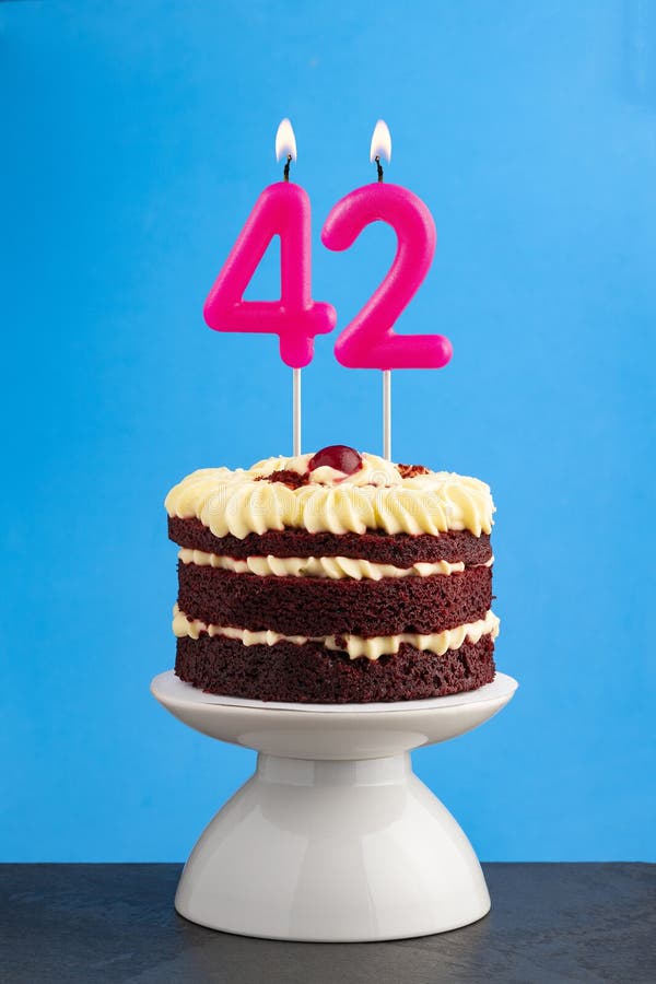 Birthday Number 42 - Candle with Red Velvet Cake Stock Illustration ...