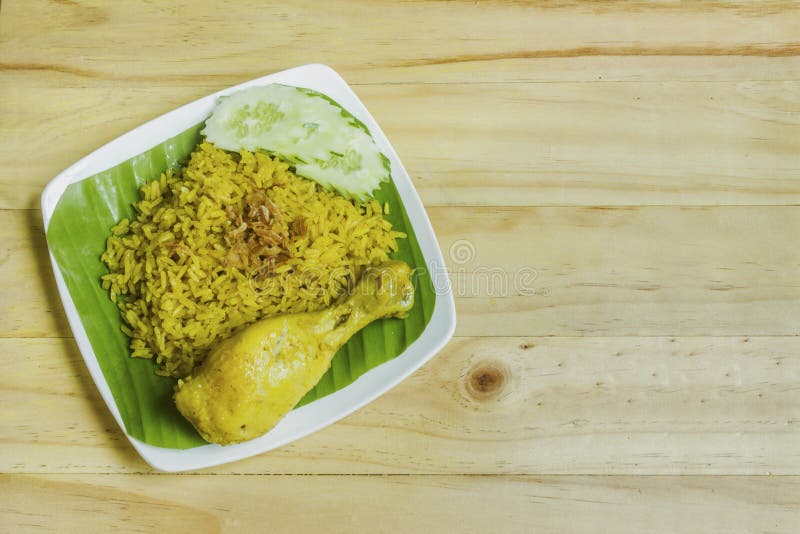 Biryani De Pollo. Comida Musulmana. Listo Para Servir. Imagen de ...