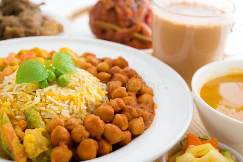 Biryani Ris Eller Pilaffris Arkivfoto - Bild av asiatisk, platta: 31984336