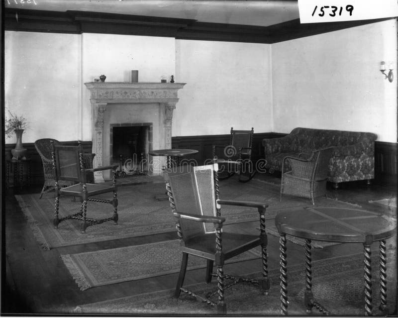 Bishop Hall Parlor 1916 Picture. Image: 222445454