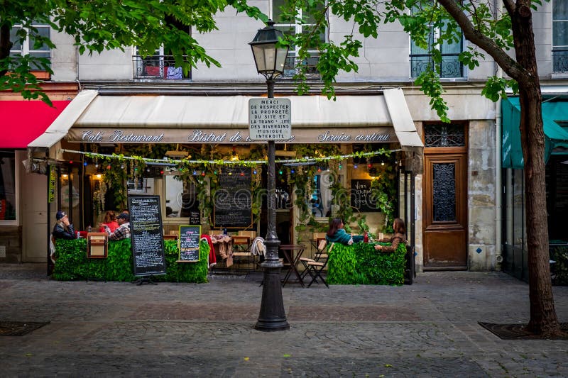 Paris-Bistrot de la Place editorial stock image. Image of bistrot ...