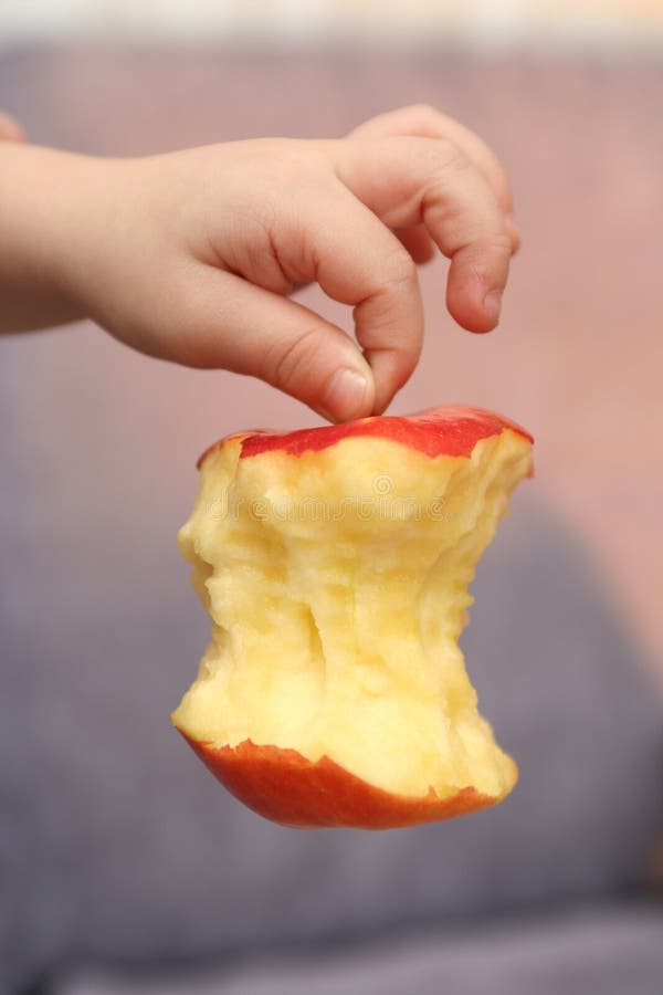 Bit Apple Picture. Image: 92161108