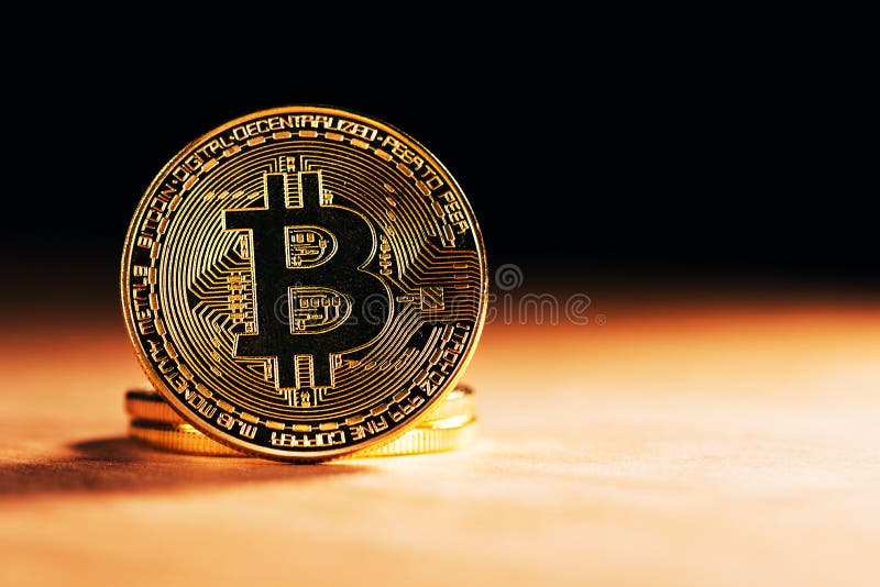 Bitcoin BTC cryptocurrency 库存照片. 图片 包括有 互联网, 财务, 替换 - 105996892