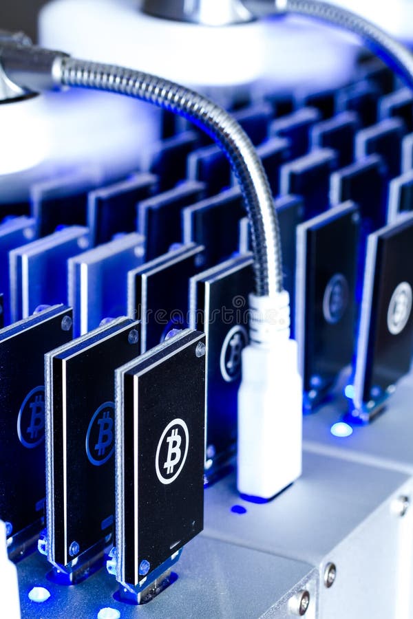 Bitcoin mining stock image. Image of peertopeer, hashcash - 286337669