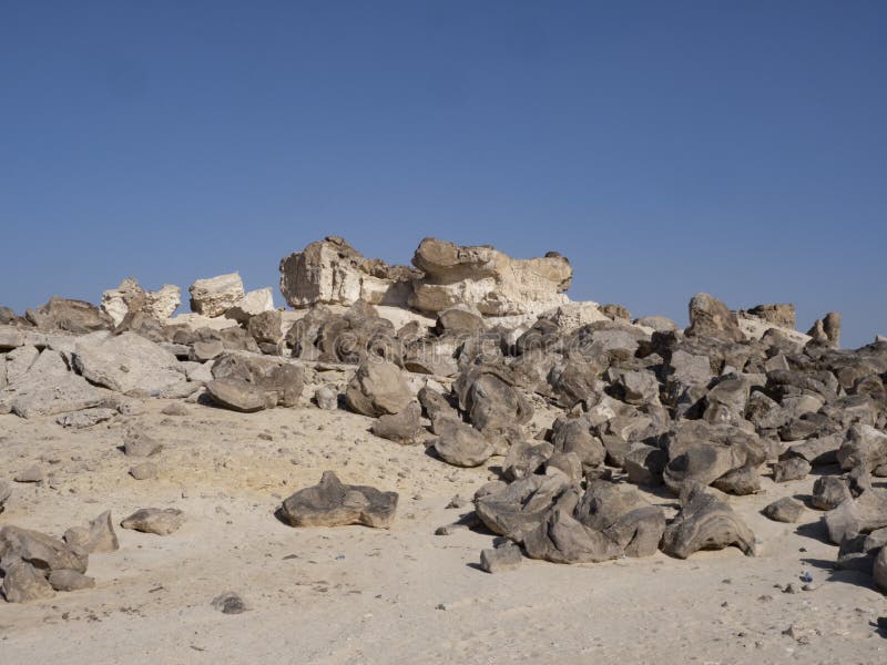 Bizarre Boulder Formation in Rok Garden Reserve in the Desert, Oman ...