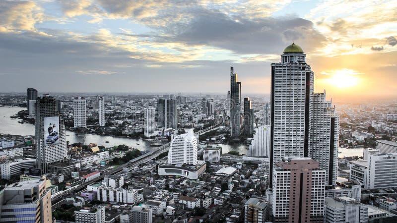 BKK river side sunset editorial stock photo. Image of historic - 49905768