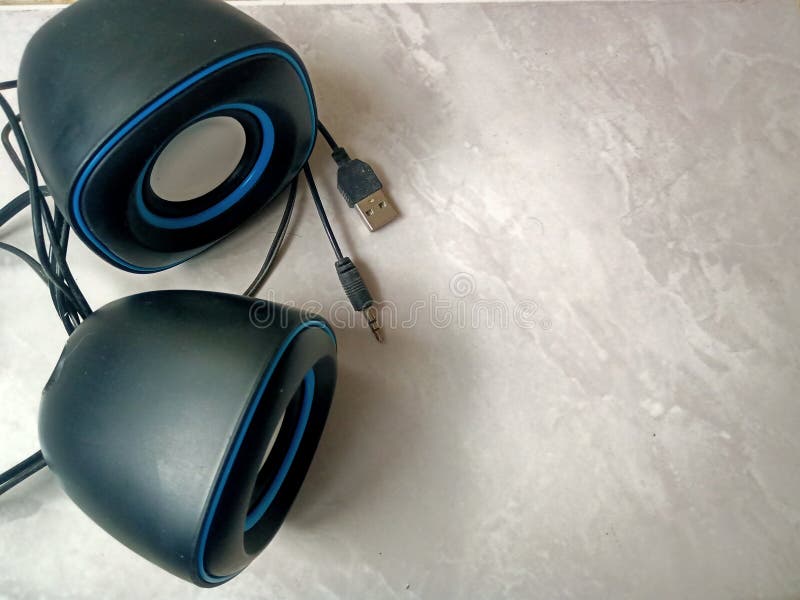 Black Blue Portable Active Speaker Stock Photo - Image of organ, active ...