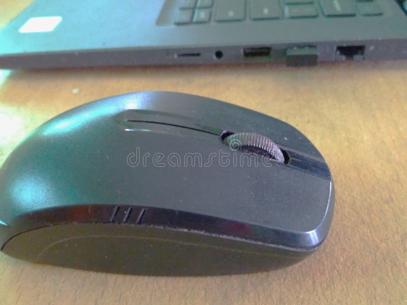 Black Bluetoot Mouse is a Wireless Network that is Very Helpful for ...