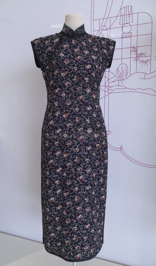 Black Cheongsam (qipao) with Gold Weaving and Printed Pattern Stock ...