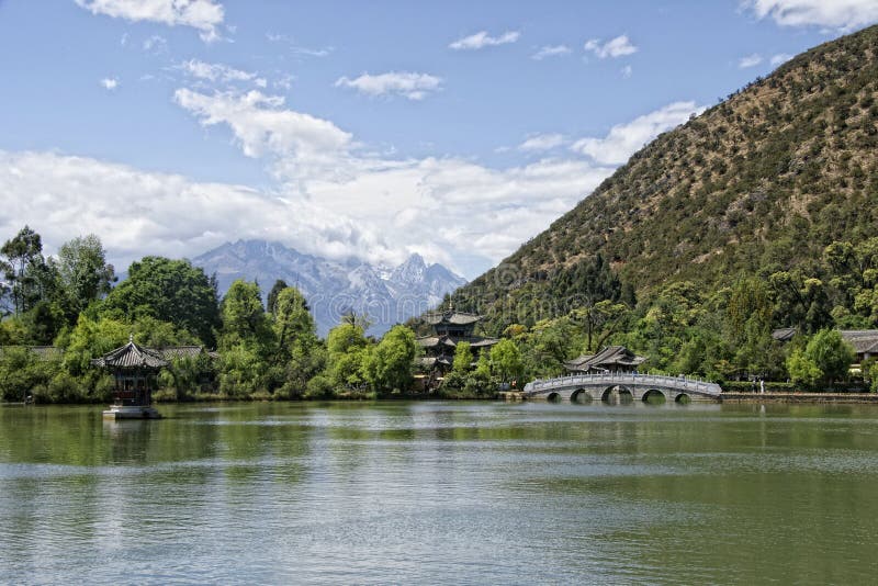 Black Dragon Pool in Lijang Stock Image - Image of decorating ...