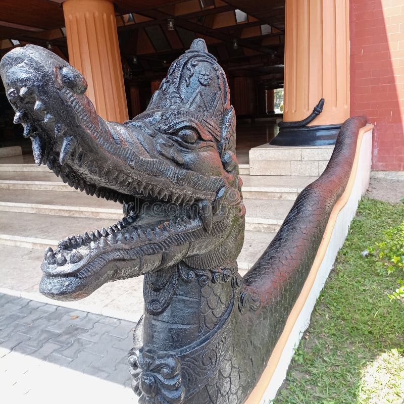 Black Dragon Statue Ideas for Interior and Exterior Decoration of ...