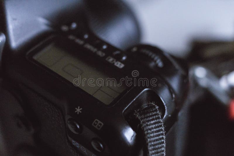 Black Dslr Camera Picture. Image: 109910546
