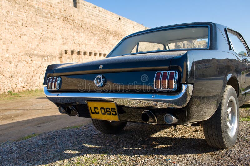 Black Ford Mustang editorial image. Image of light, headlight - 23251640