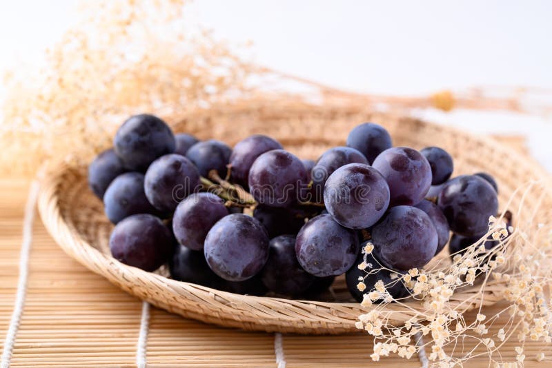 Black Grape in Bamboo Basket, Healthy Fruit Stock Image - Image of ...