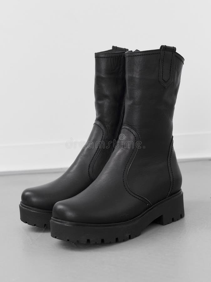 Stylish Black Leather Boots Perfect for Autumn Fashion Trends and daily ...