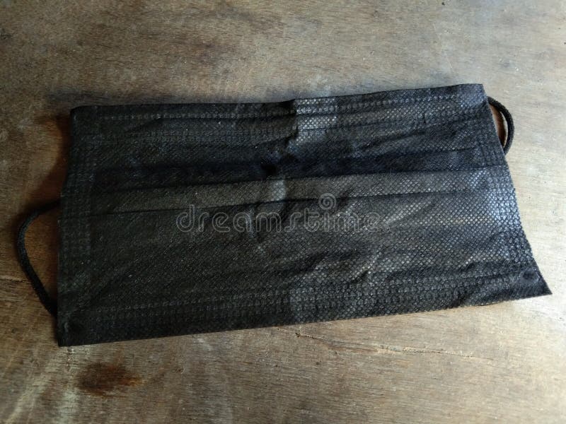 Black Medical Mask, the Material is Quite Thick, Easy To Use and of ...