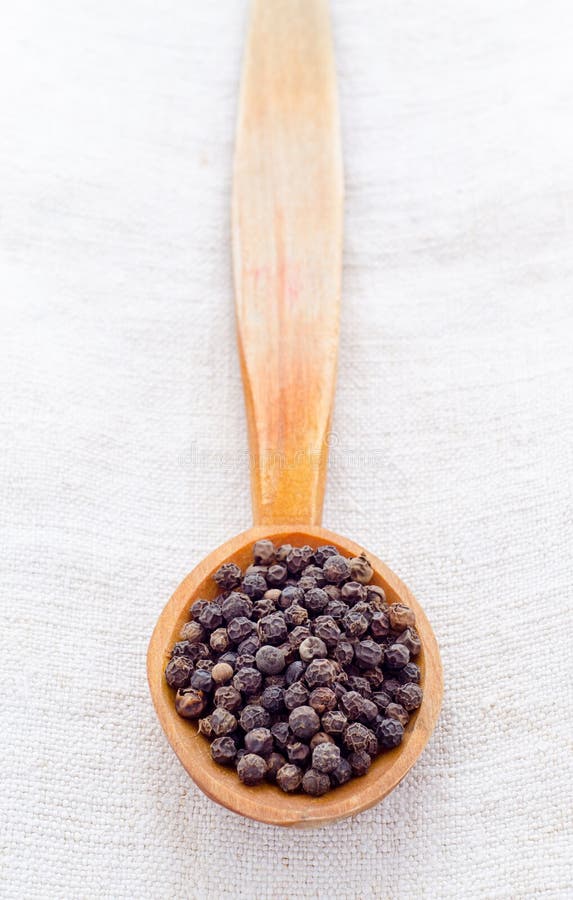 Black Pepper in Wooden Spoon Stock Image - Image of spicy, cooking ...