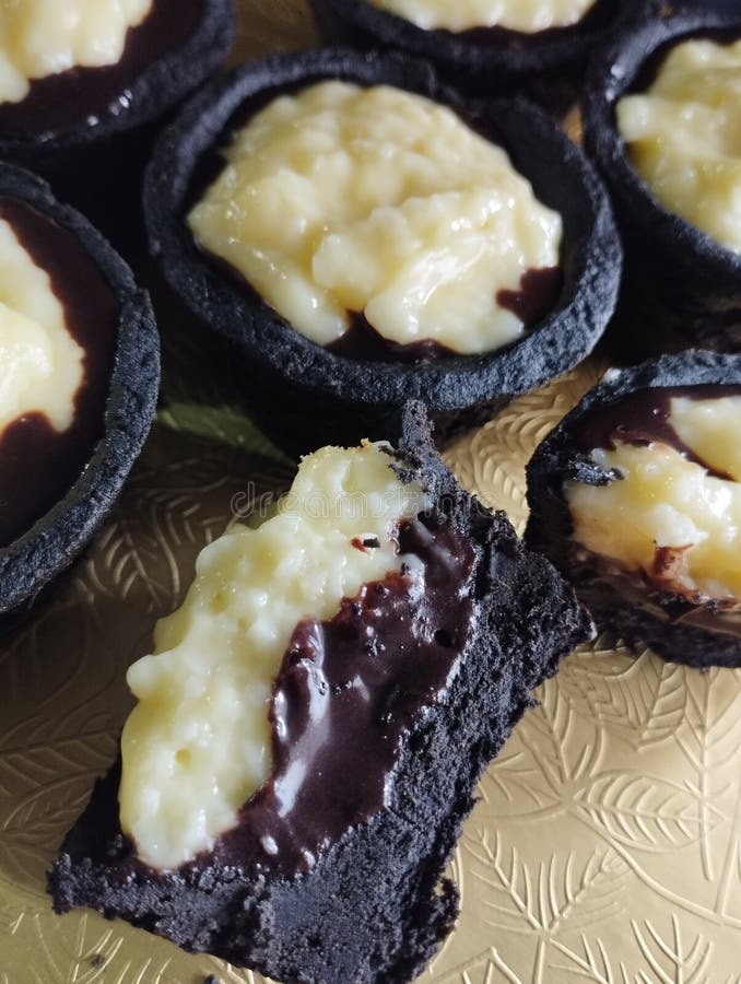 Black pie chocolate vanila stock photo. Image of dessert - 268349312