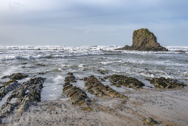 Black Rock Widemouth Bay Facing the Incoming Tide Stock Photo - Image ...
