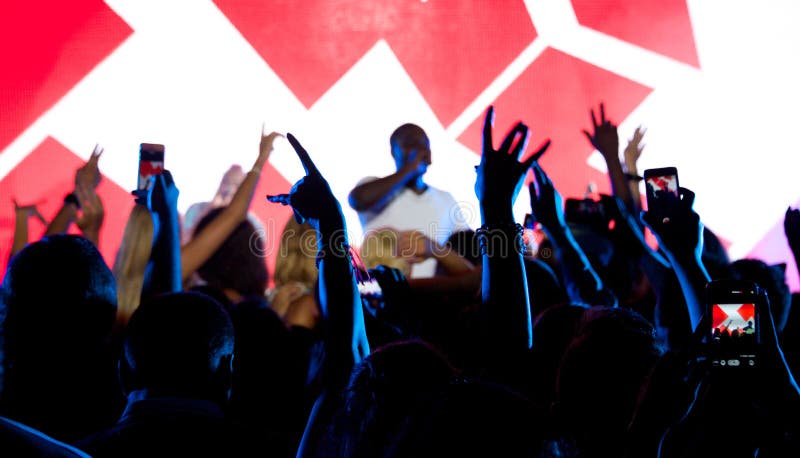 Black Singer Akon Stage Fans Stock Photos - Free & Royalty-Free Stock ...