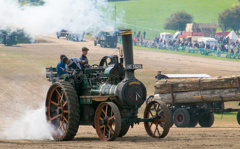 Steam traction engine editorial photography. Image of firewood - 125025217