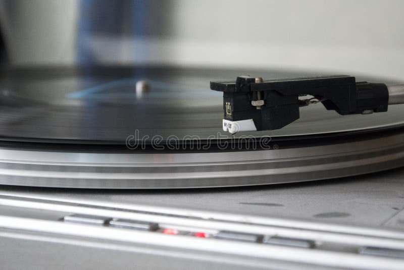Vynil record playing stock photo. Image of listen, gramophone - 151267812