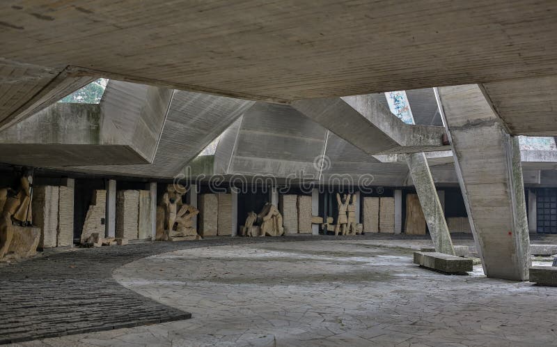 Black and White Monumental Stone Wall and Geometric Shadow on Concrete ...