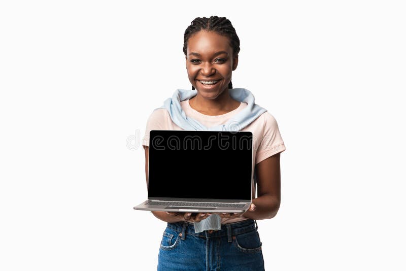 46+ Black woman laptop standing Free Stock Photos - StockFreeImages