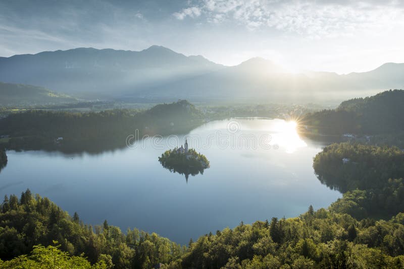 Lake Blade Stock Photos - Download 3,220 Royalty Free Photos